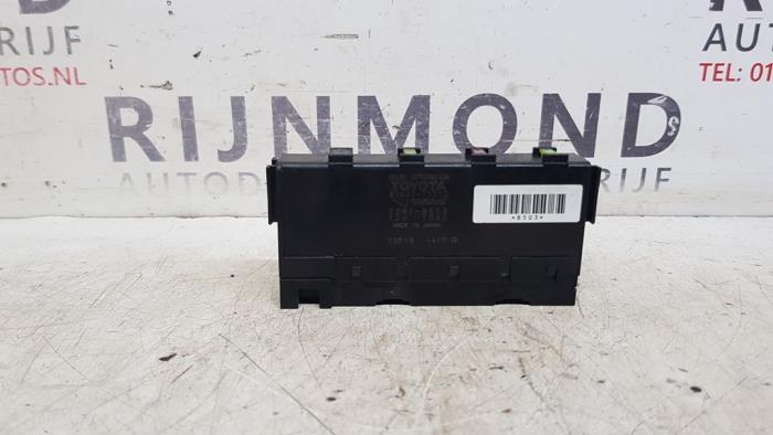 Caja de fusibles Toyota Prius Plus 1.8 Hybrid 16V - 8264171010 TOYOTA