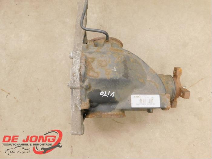 Rear differential Mercedes Vito 2.2 114 CDI 16V - A4473501014 651950
