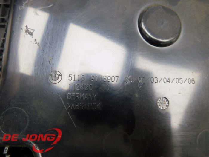 Glovebox BMW 5 serie Touring 520d 16V - 51169173907