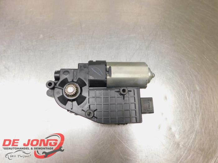 Sunroof motor Renault Espace 2.0 dCi 160 - 3M24907A RENAULT