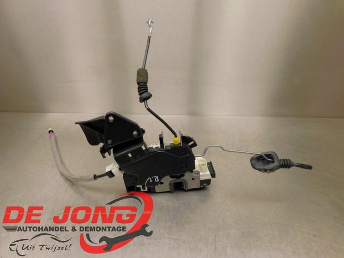 Front door lock mechanism 4-door, right Mercedes C 3.5 C-350 V6 24V ...