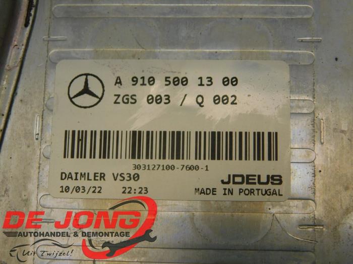 Oil cooler Mercedes Sprinter 3,5t 315 CDI 2.0 D FWD - A9105001300 654920