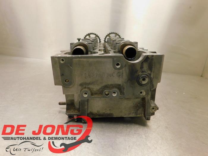 Cylinder head Mercedes E E-200 CDI 16V BlueEfficiency,BlueTEC ...