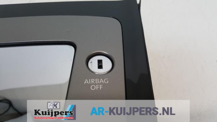 Anzeige Innen Volkswagen Phaeton 3.0 V6 TDI 24V 4Motion - 3D0713189A CEXA