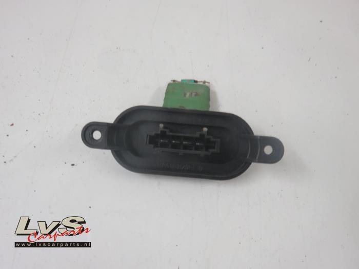 Heater resistor Volkswagen Transporter/Multivan T4 - PA66GB20GF10
