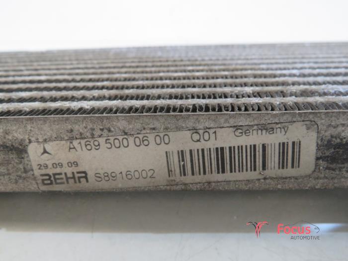 Oil cooler Mercedes B 2.0 B-180 CDI 16V - A1695000400 OM640940