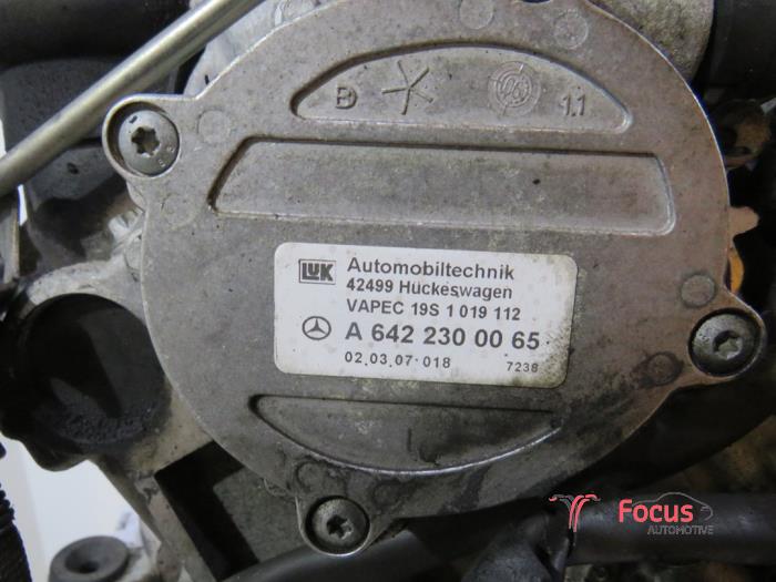 Engine Mercedes C 3.0 C-320 CDI V6 24V - A6420902880 642960