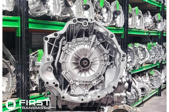 Gearbox Audi A6 Avant 2.4 V6 30V - 01J301383R BDV FRY