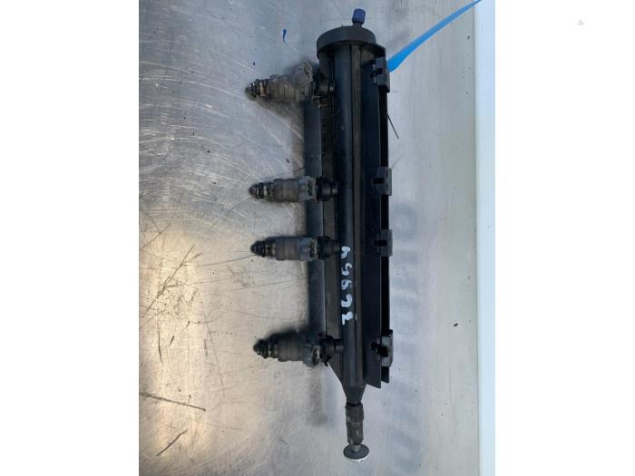 Fuel injector nozzle Seat Leon 1.6 - 06A906031BT BSE PIERBURG
