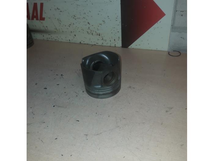 Piston Mercedes GLK 3.0 350 CDI 24V 4-Matic - 8370B 642832