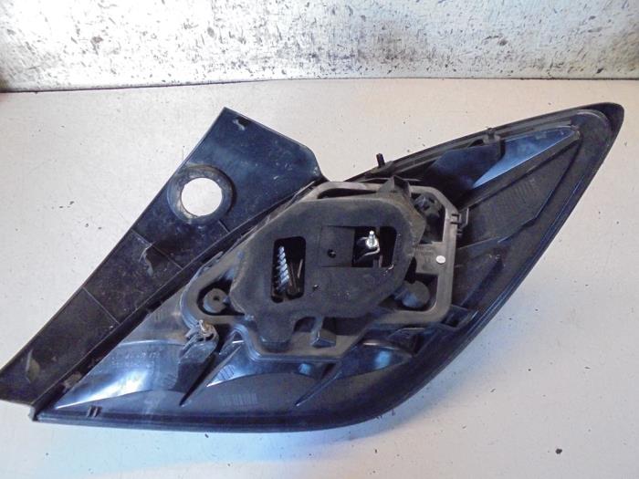Rücklicht links Opel Astra H GTC 1.6 16V Twinport - 93183055