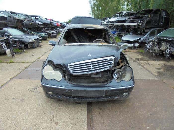 Front bumper Mercedes C 1.8 C-180K 16V - A2038850025