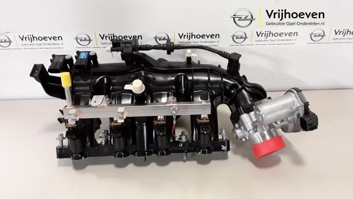 Intake manifold Opel Astra J 1.4 Turbo 16V - 55573170 A14NET