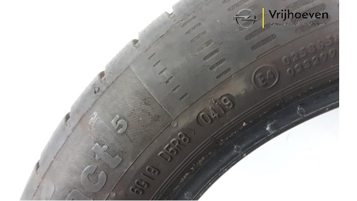 Tyre with tyre size 195/55/16 - 19555R16 CONTINENTAL