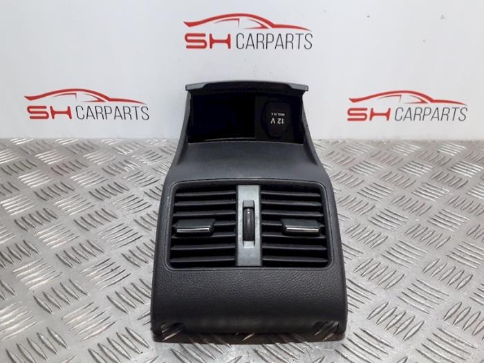 Dashboard part Mercedes B 1.6 B-200 BlueEFFICIENCY Turbo 16V - A2468300003