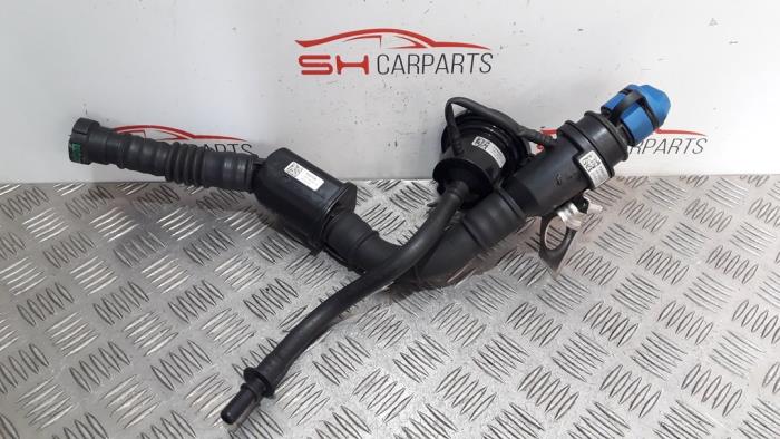 Filler pipe adblue tank Mercedes E E-220d 2.0 Turbo 16V - A2134705201 ...