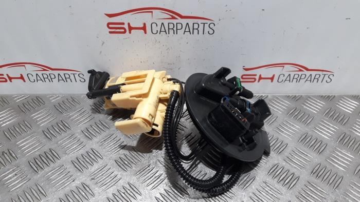 Booster pump Mercedes E E-220d 2.0 Turbo 16V - A2054701694 654920