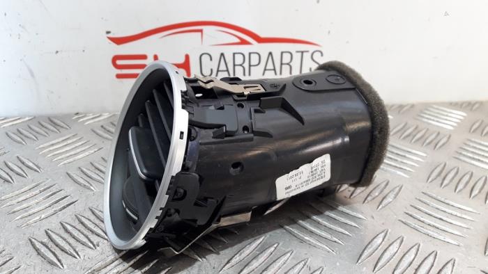 Dashboard vent Mercedes C Estate 2.2 C-220 CDI 16V BlueEfficiency ...