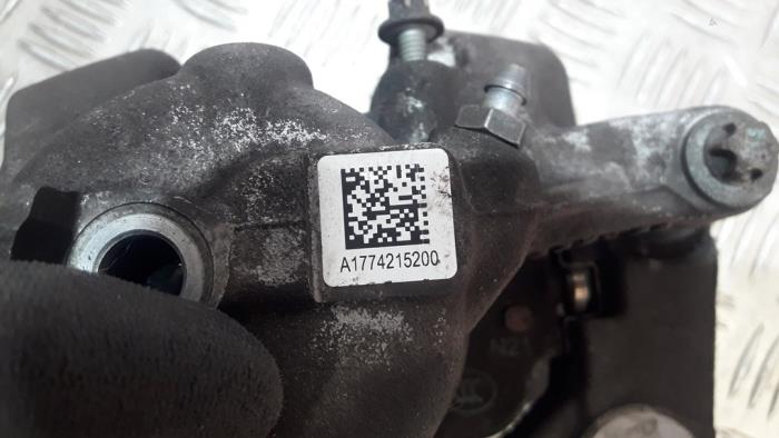 Front brake calliper, right Mercedes B 1.3 B-200 Turbo 16V ...