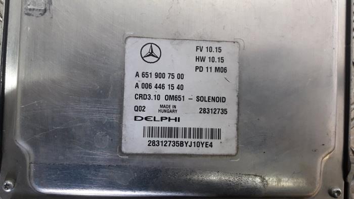 Engine management computer Mercedes C 2.2 C-180 CDI 16V BlueEFFICIENCY ...