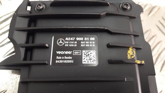 Front camera Mercedes A Limousine 2.0 A-35 AMG Turbo 16V 4Matic ...