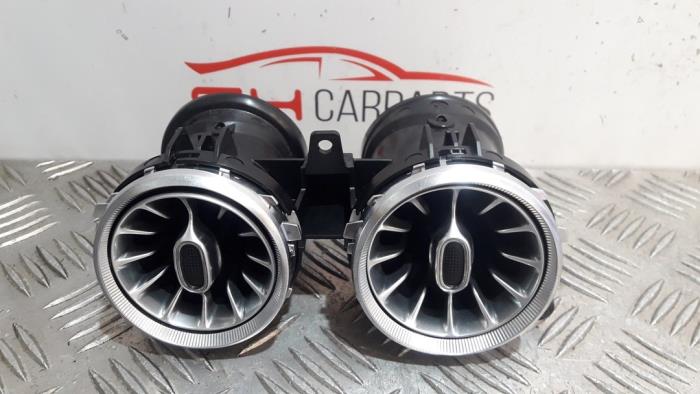 Dashboard vent Mercedes E E-220d 2.0 Turbo 16V - A2388300100