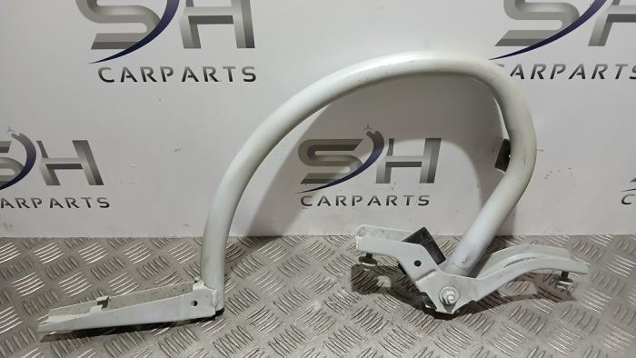 Tailgate hinge Mercedes CLA AMG 2.0 CLA-45 S AMG Turbo 16V 4-Matic+ ...
