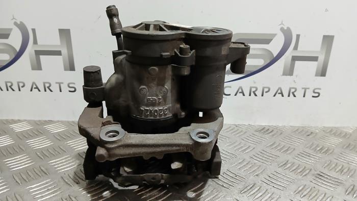 Rear brake calliper, left Mercedes GLC 2.2 250d 16V BlueTEC 4-Matic ...