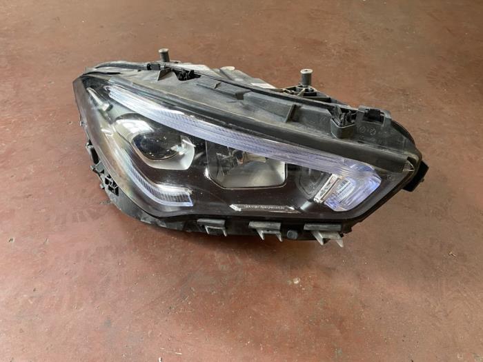 Headlight, right Mercedes CLA 2.0 CLA-200d - A1189062600 MERCEDES