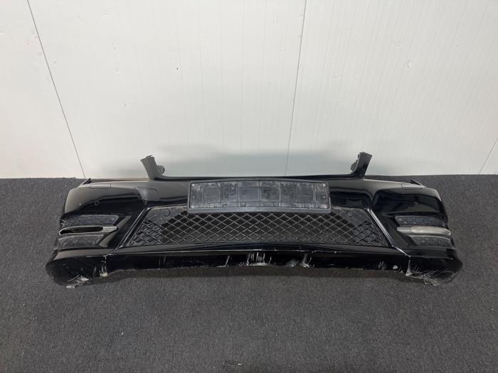 Front bumper Mercedes C 1.8 C-200 CGI 16V 040 - A2048805547