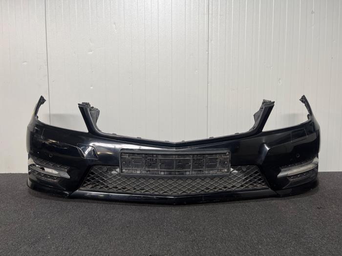 Front bumper Mercedes C 1.8 C-200 CGI 16V 040 - A2048805547