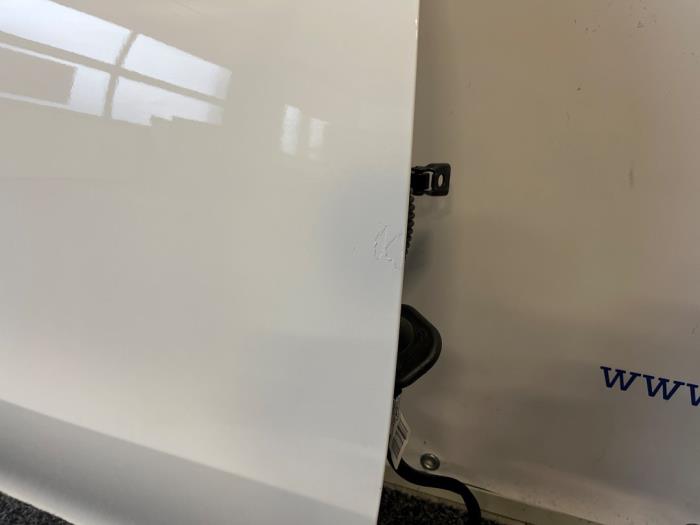 Front door 4-door, right Mercedes CLA 1.3 CLA-200 Turbo 16V 149 ...