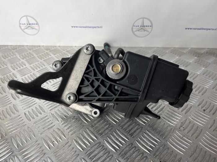 Power steering pump Mercedes E E-250 CDI 16V BlueEfficiency ...