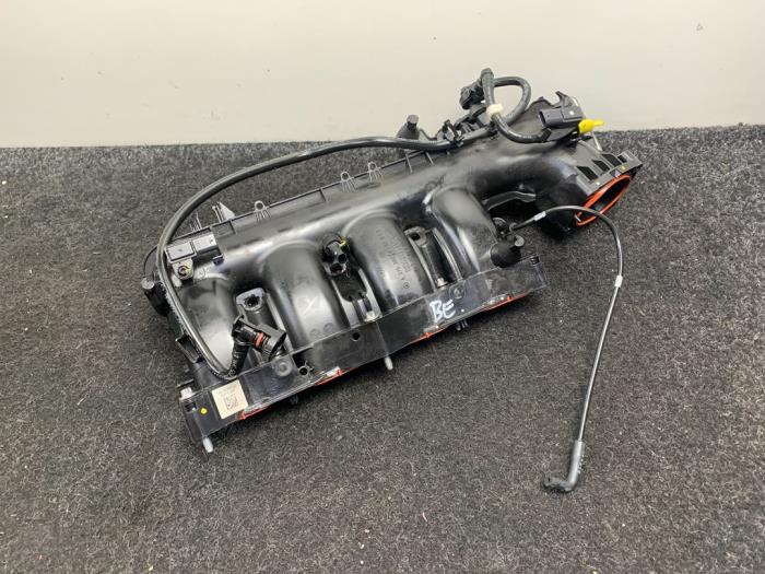 Intake manifold Mercedes GLA 2.0 200 Turbo 16V 4-Matic - A2700900737 270920