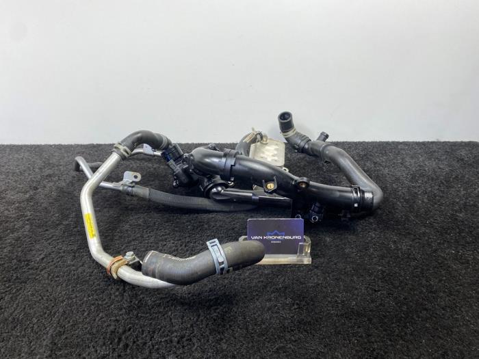 Oil cooler Mercedes C C-200 2.0 CGI 16V - A2741880101 274920