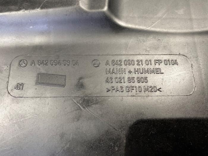 Air box Mercedes ML II 3.0 ML-350 CDI 4-Matic V6 24V - A6420902101 642940