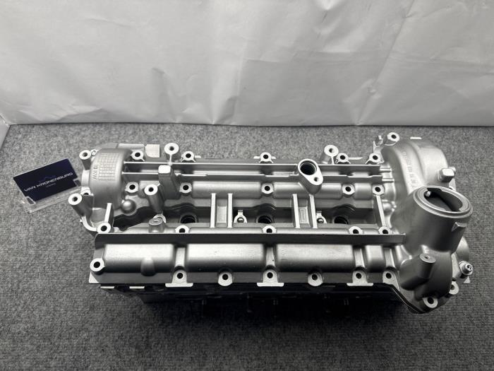 Cylinder head Mercedes - A6420101630 642 - Van Kronenburg Engines