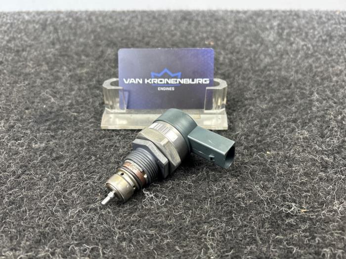 Fuel pressure sensor Mercedes S 3.0 S-350 BlueTEC, S-350 d 24V 4-Matic ...