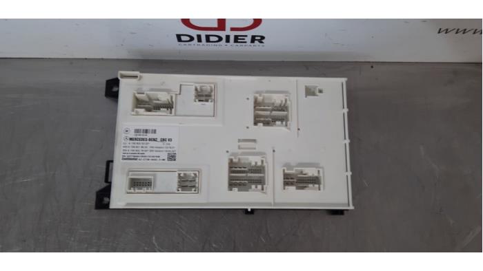 Fuse box Mercedes A 1.6 A-160 16V - A1569005303