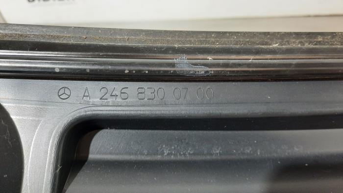 Cowl top grille Mercedes B 2.1 B-200 CDI BlueEFFICIENCY, B-200d 16V 787 ...
