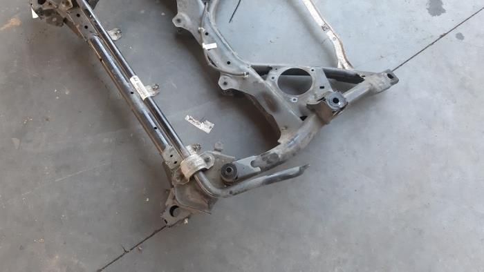 Subframe BMW 1 serie 116d 1.5 12V TwinPower - 31106872118 B37D15A