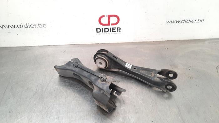 Rear wishbone, right Mercedes A 1.3 A-180 Turbo 16V - A2473501800