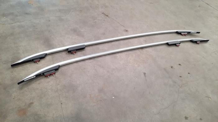 Roof rail kit Mercedes GLB 1.3 GLB-200 Turbo 16V - A2478905900