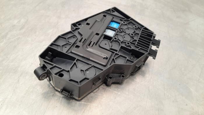 Fuse box Mercedes GLB 1.3 GLB-200 Turbo 16V - A1775404007