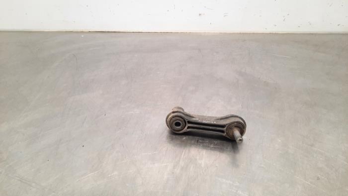 Anti-roll bar guide Mercedes B 2.0 B-200d - A2473205300