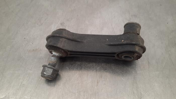 Anti-roll bar guide Mercedes CLA 1.3 CLA-180 Turbo 16V - A2473205300