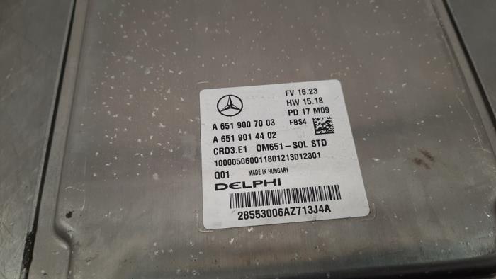 Engine management computer Mercedes A 2.2 A-200 CDI, A-200d 16V ...