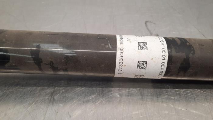 Front drive shaft, right Mercedes A-Klasse AMG 2.0 A-35 AMG Turbo 16V ...