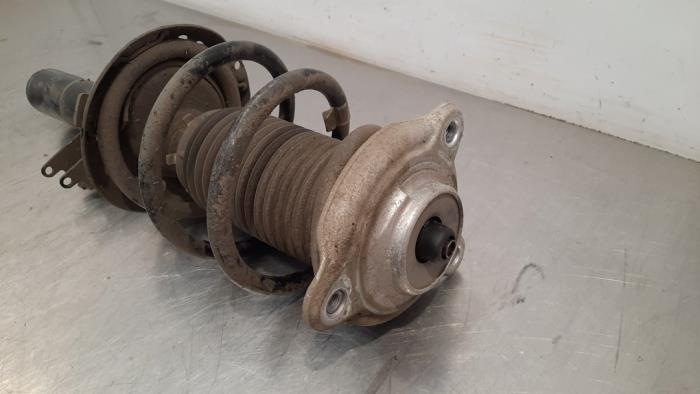 Front shock absorber, right Mercedes A-Klasse AMG 2.0 A-35 AMG Turbo ...