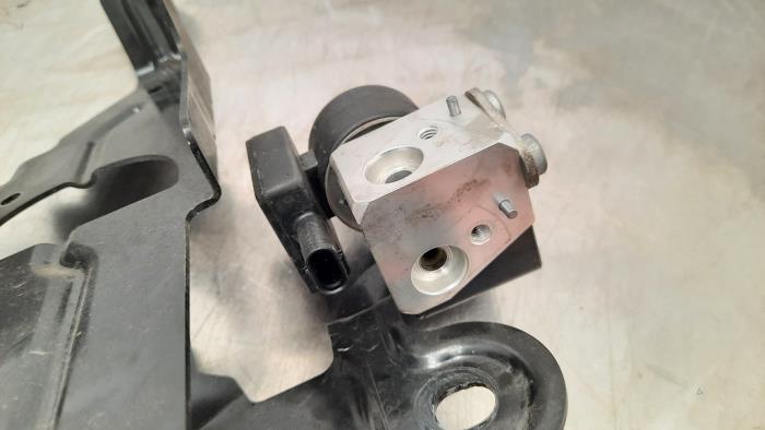 AC expansion valve Mercedes S 3.0 S-400d 4-Matic - A2228300106 656929